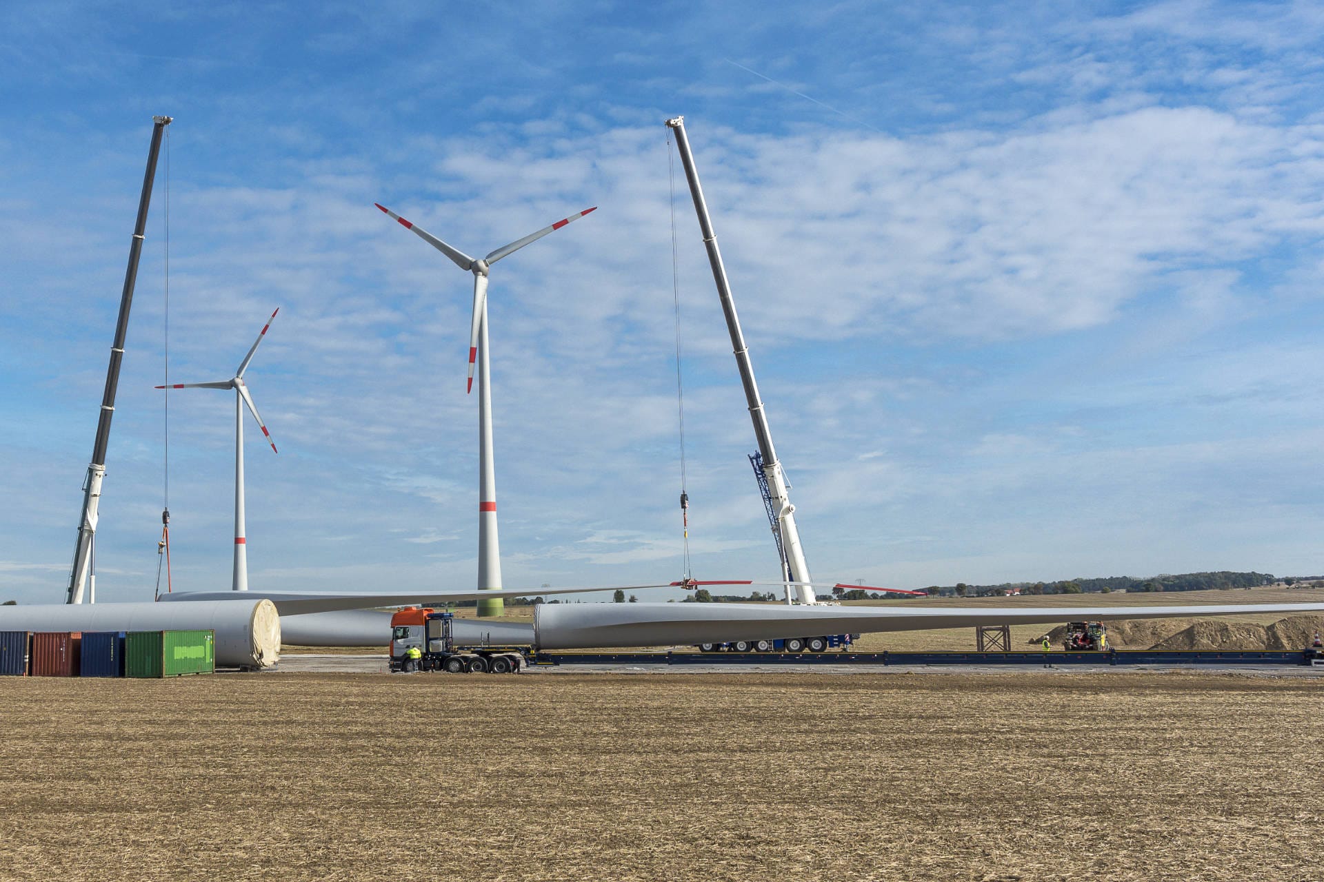 Schwerlasttransportservice - Sichere Planung und Durchführung | SLT